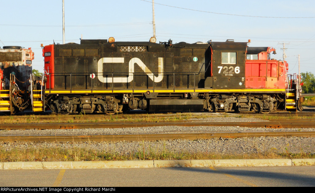 CN 7226